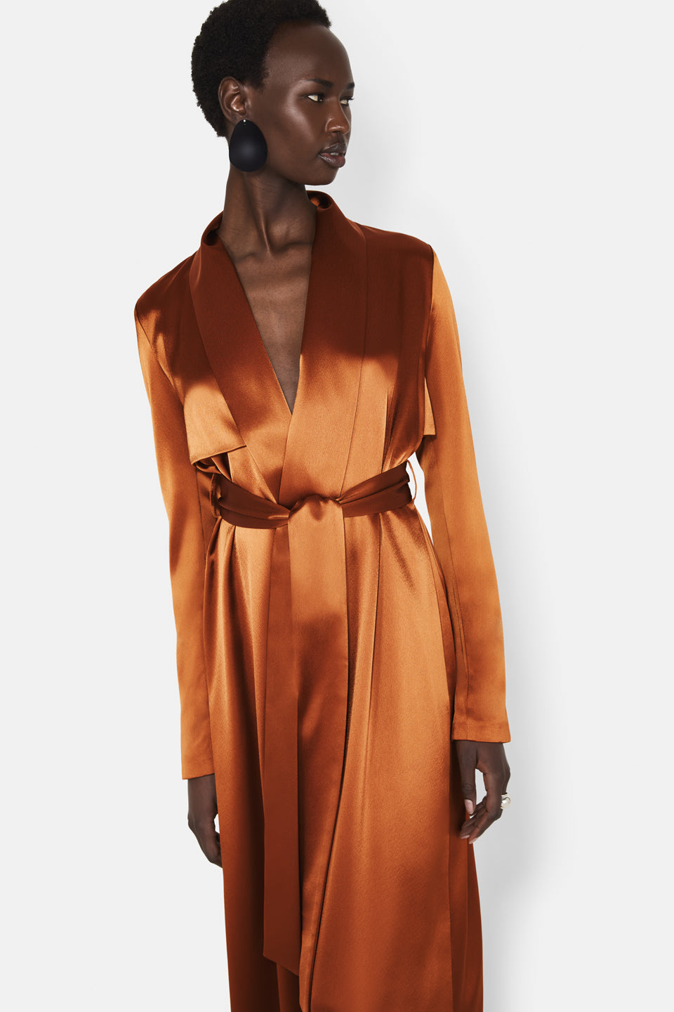 SATIN TRENCH COAT - BRANDY – Galvan